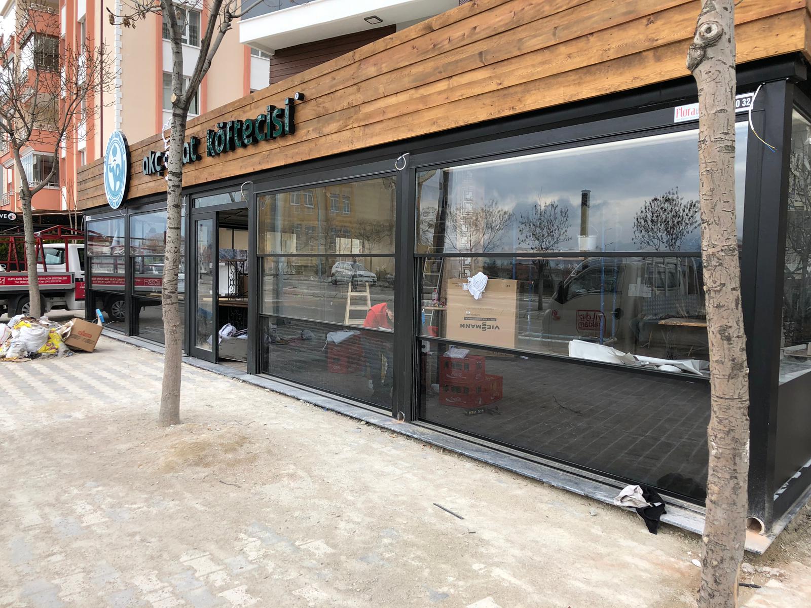 VERTIARC – Vertical Sliding System – Alu Arc – Gurkan Building Elements